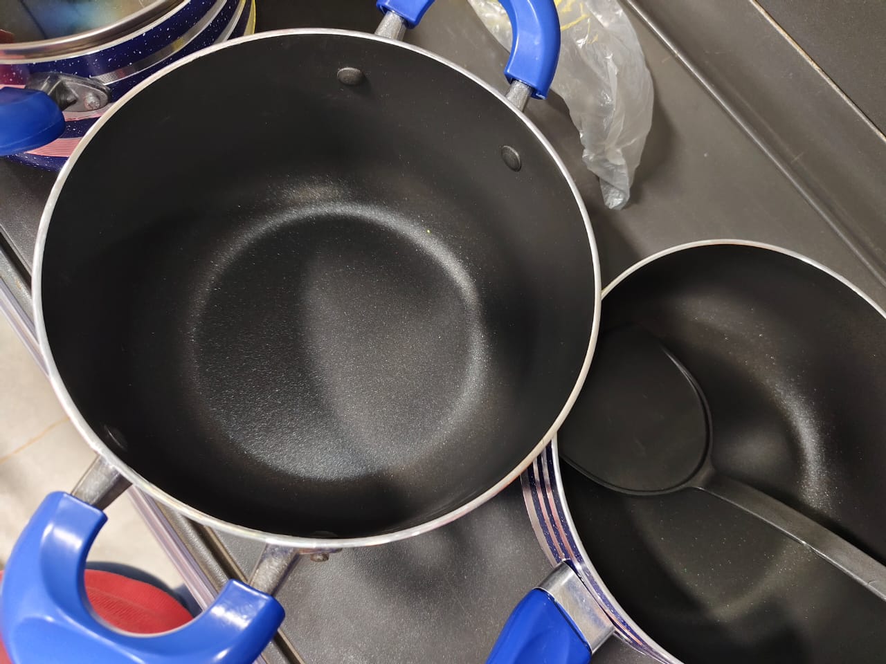 Best price for Colored Non-Stick Cooking Pan – Durable, Scratch ...