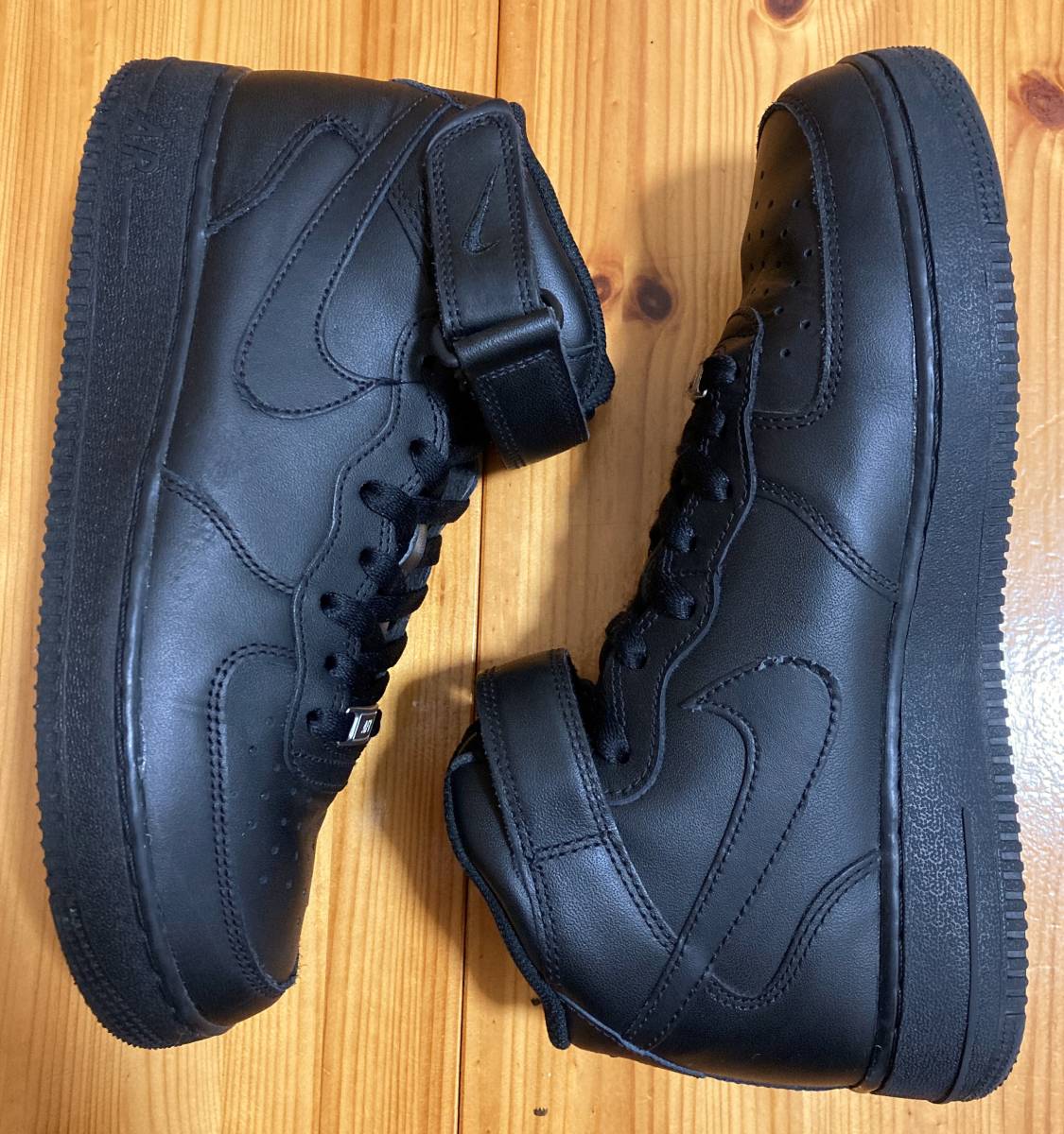 Best price for Af1 high top/cut black leather sneaker shoe