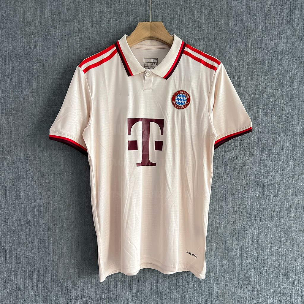 Best price for Bayern 3rd kit 24/25 Fan Version