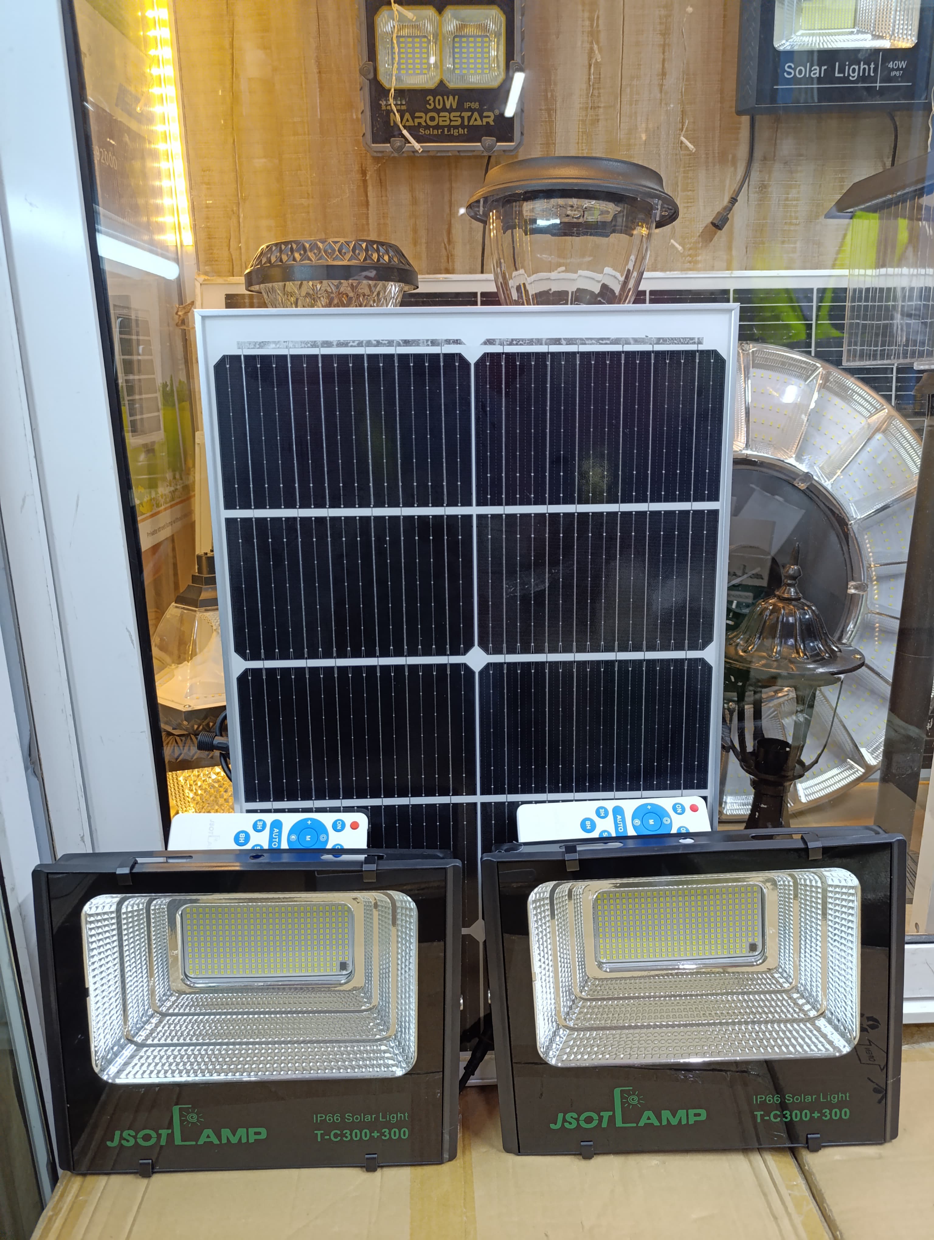 Best price for *2in1 300W+300W Solar Floodlight*Light up your compound ...