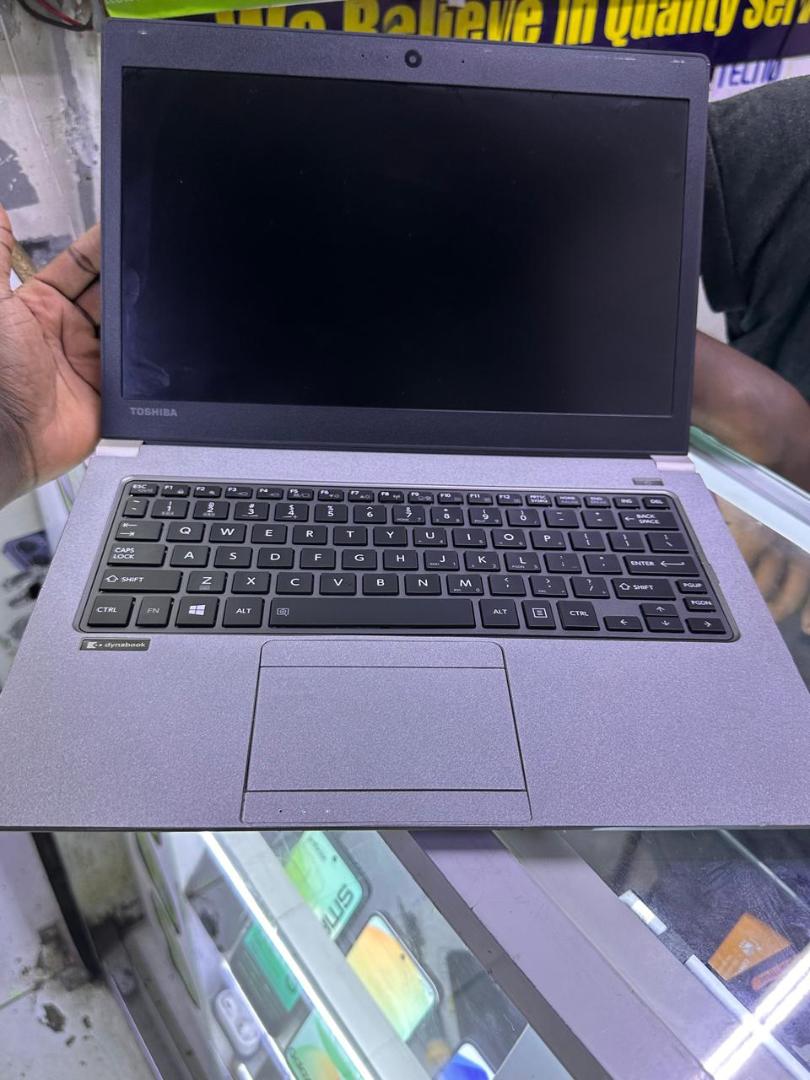 Best price for Toshiba r63 3C Color-Darkviolet 1001599637