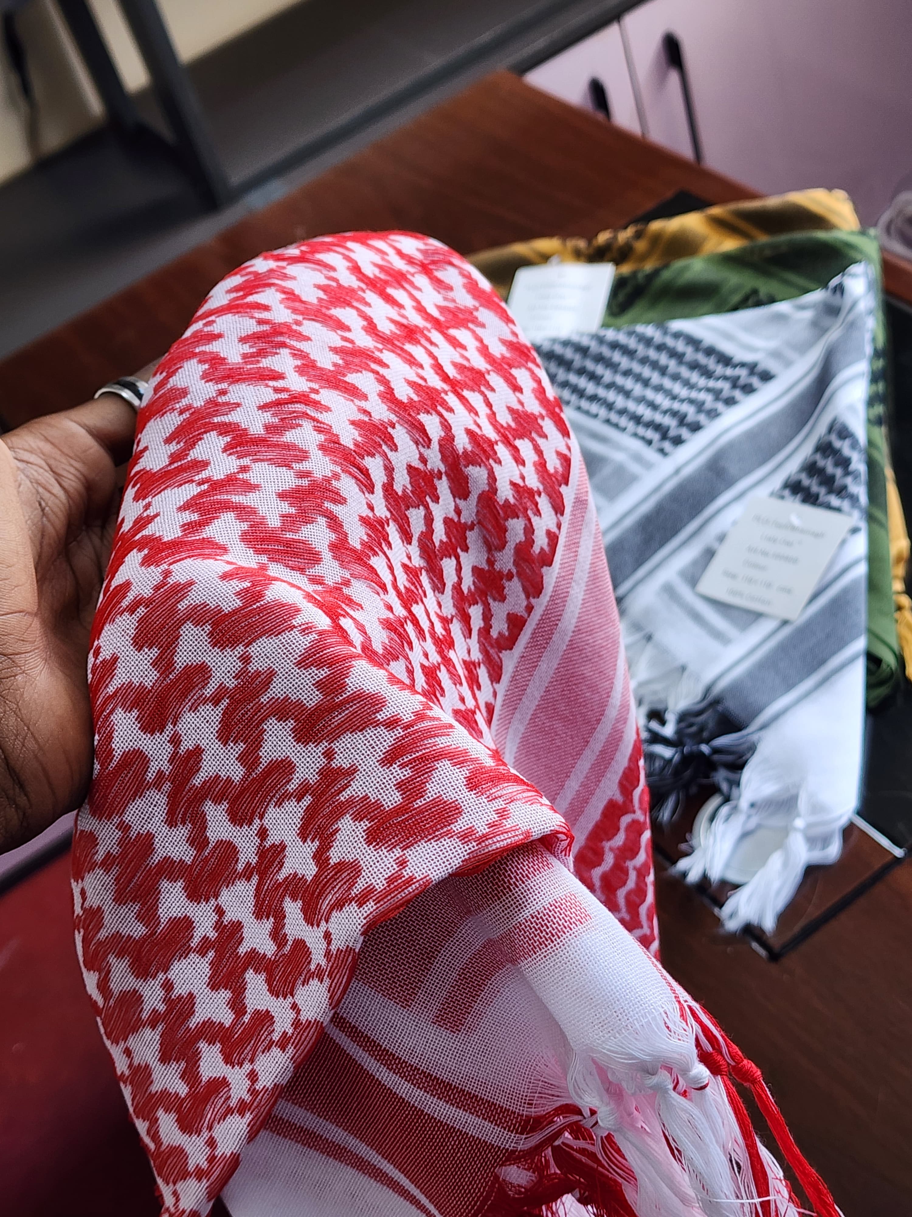 Best price for Shemagh / Arafat Scarf / Keffiyeh Embrace the rich ...