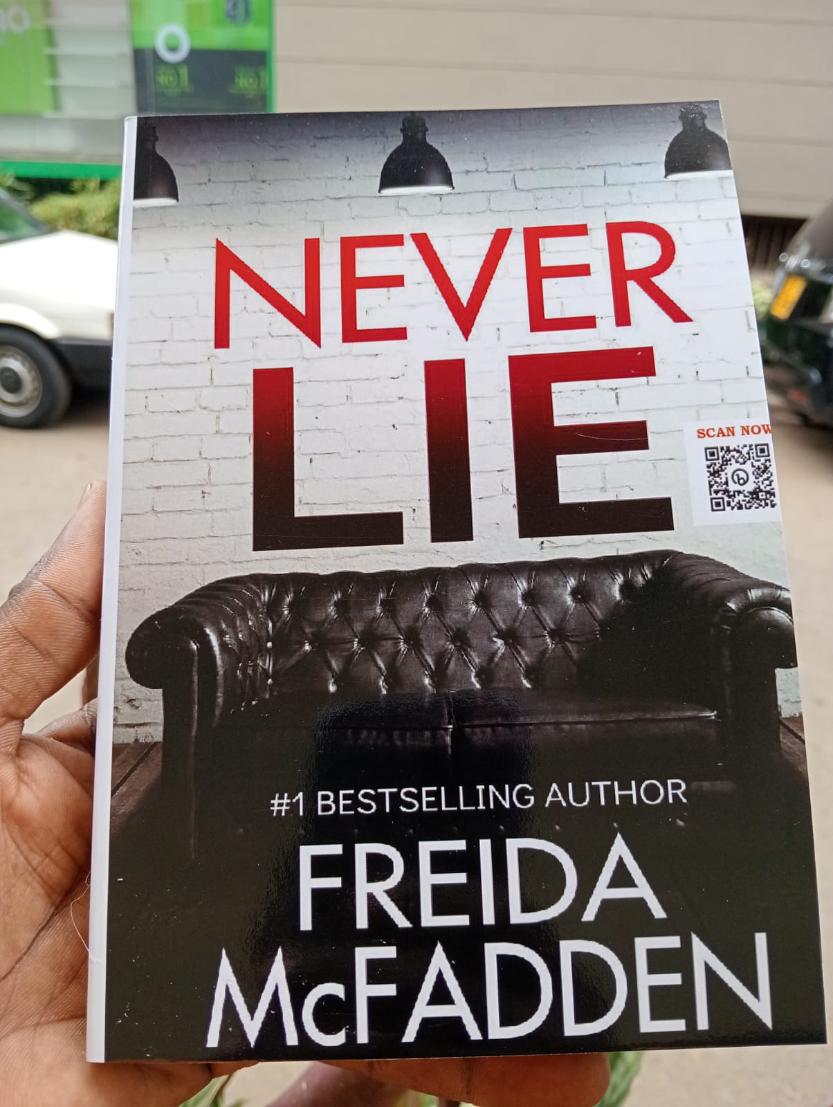 Best price for "Never Lie" Book By Freida McFadden Format-Paperback ...