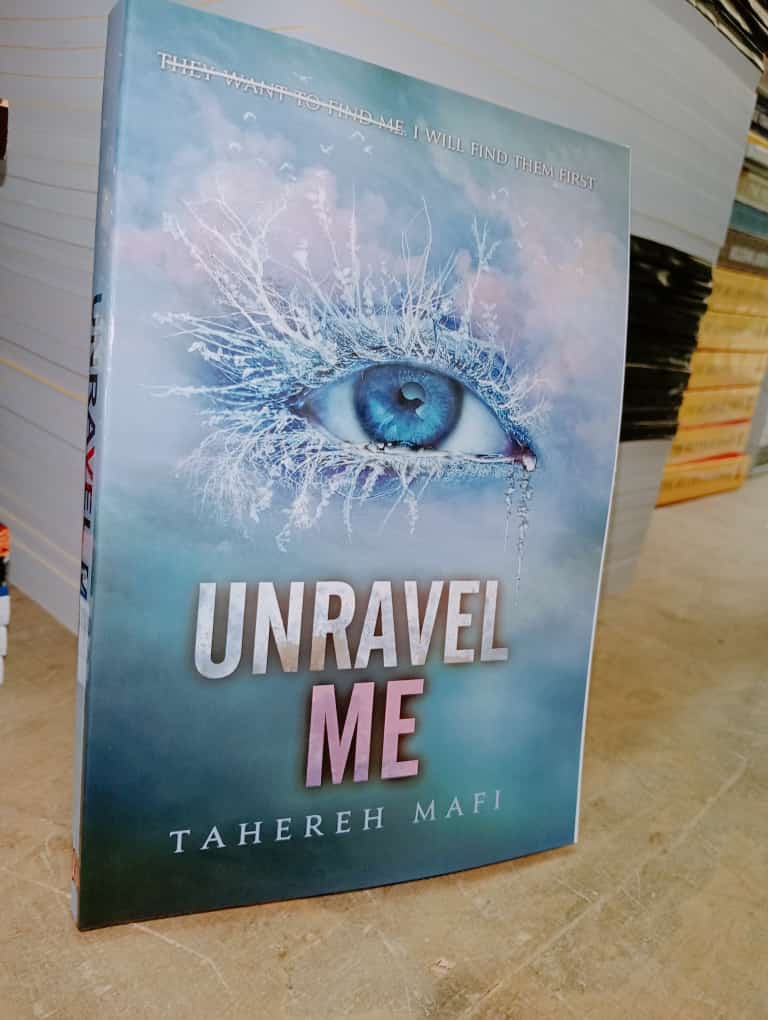 Best price for Reveal Me Book by Tahereh Mafi