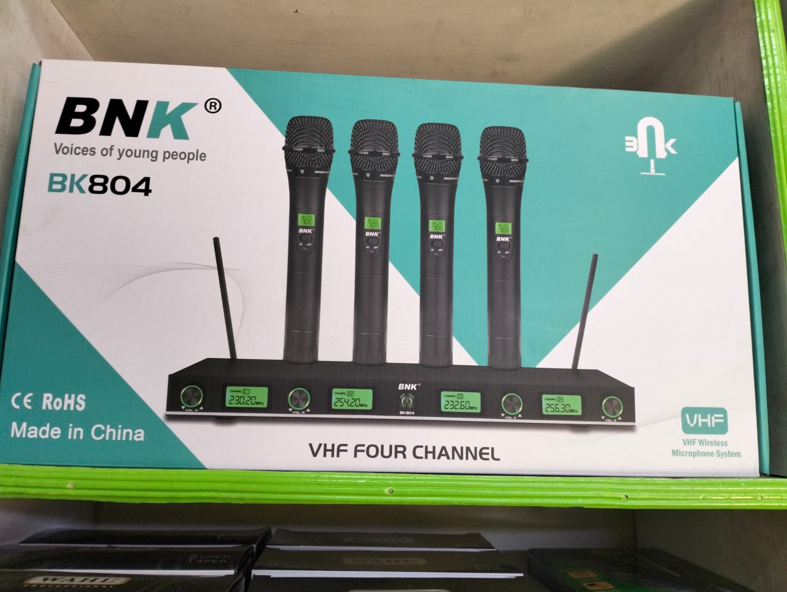 Best price for MICROPHONE 4IN1 WIRELESS VHF CHANNEL SYSTEM WITH A ...