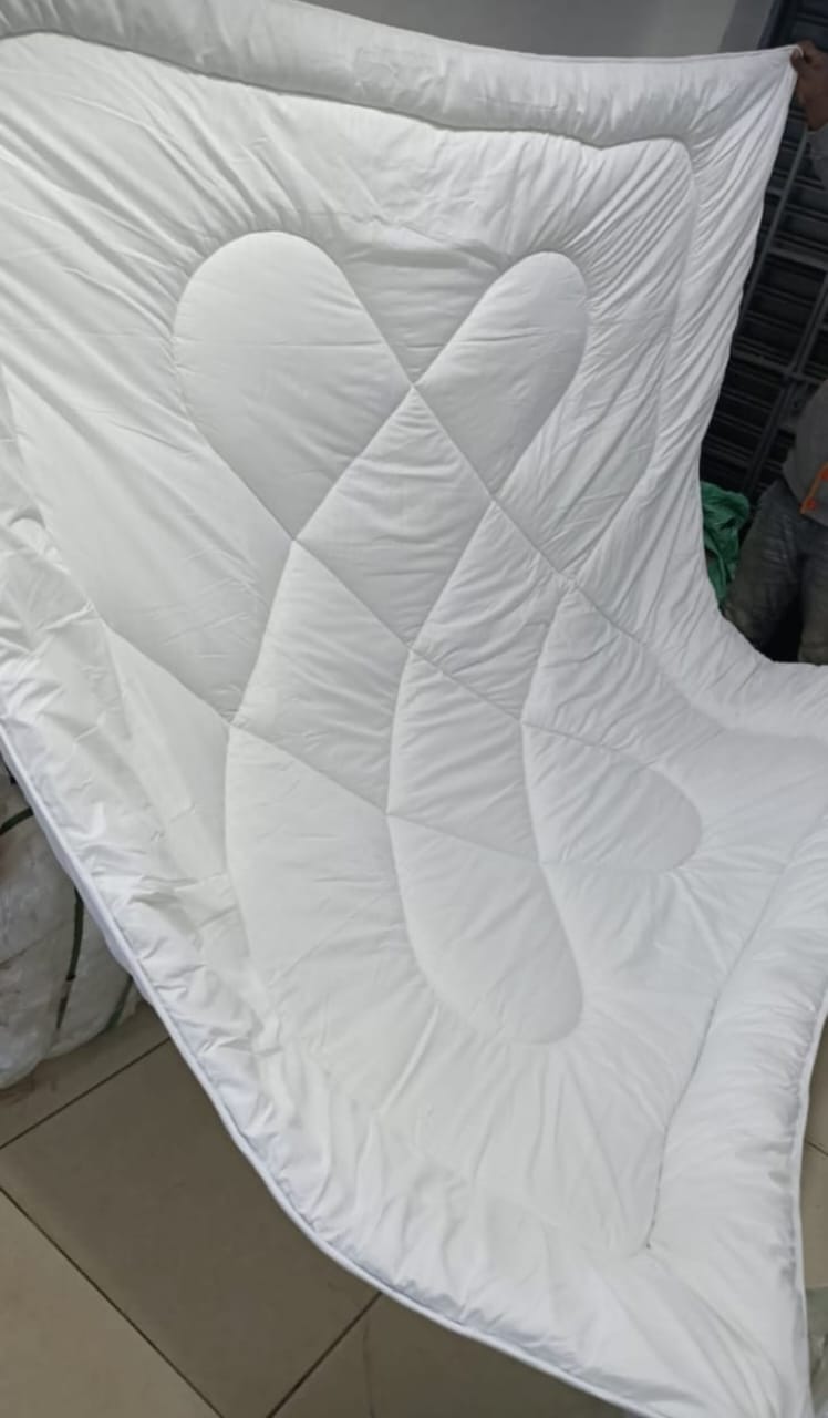 Best price for Binded white striped duvet